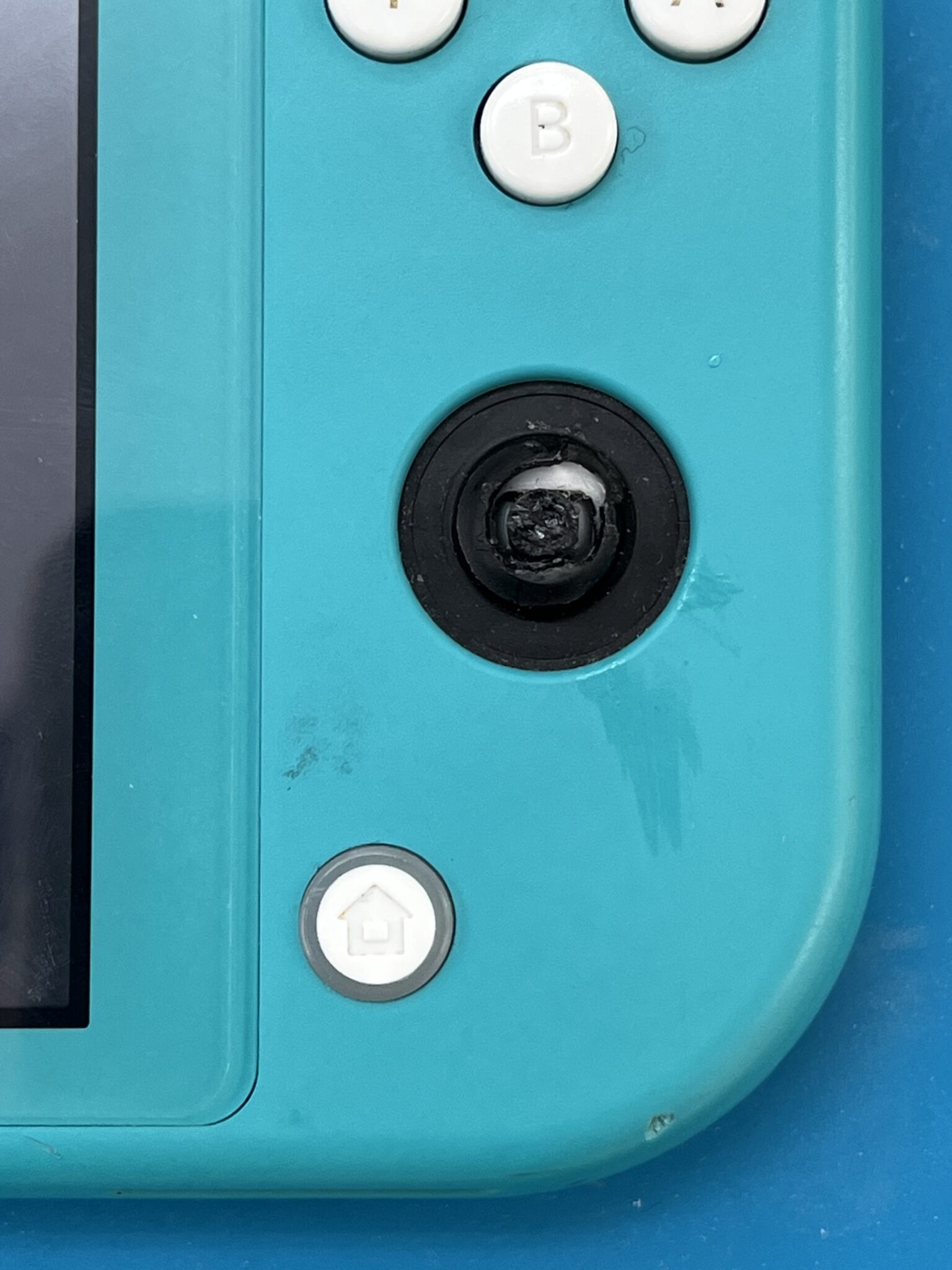 SwitchLiteのJoy-Conスティックの交換も可能です!即日でお渡し致します! – iPhone修理やバッテリー交換ならスマップル札幌白石店